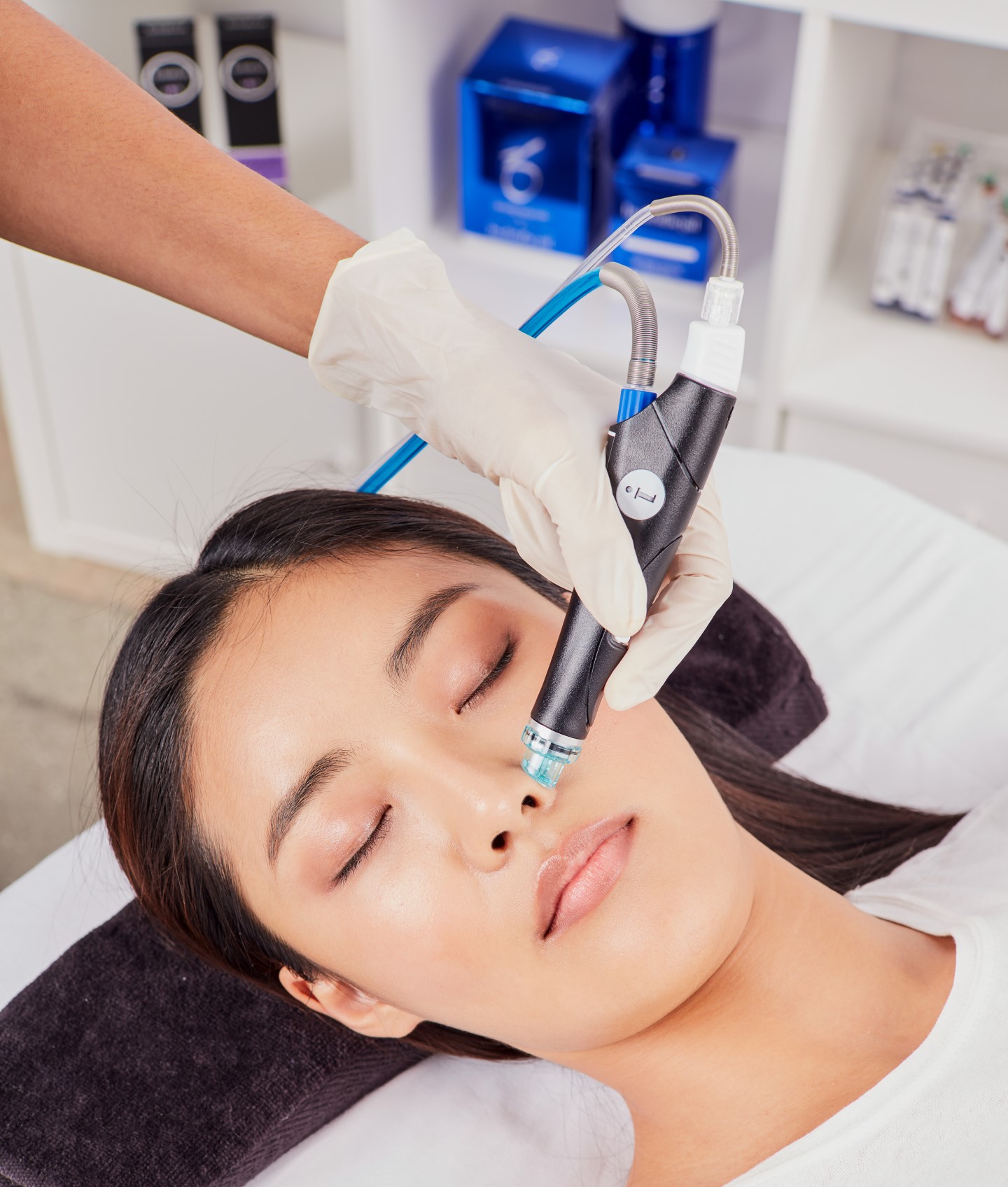 Hydrafacial - Ywax Parramatta - The best facial of your life!